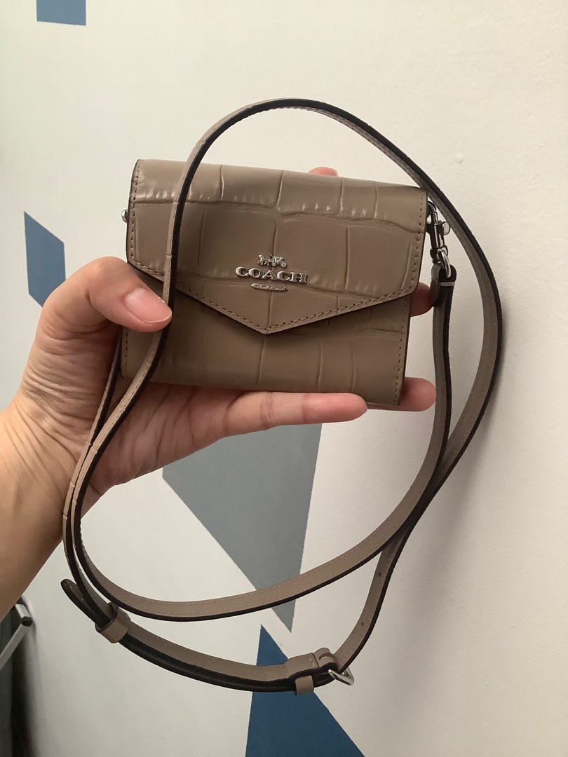 Coach Mini Envelope Wallet Sling Original, Luxury, Bags & Wallets on ...