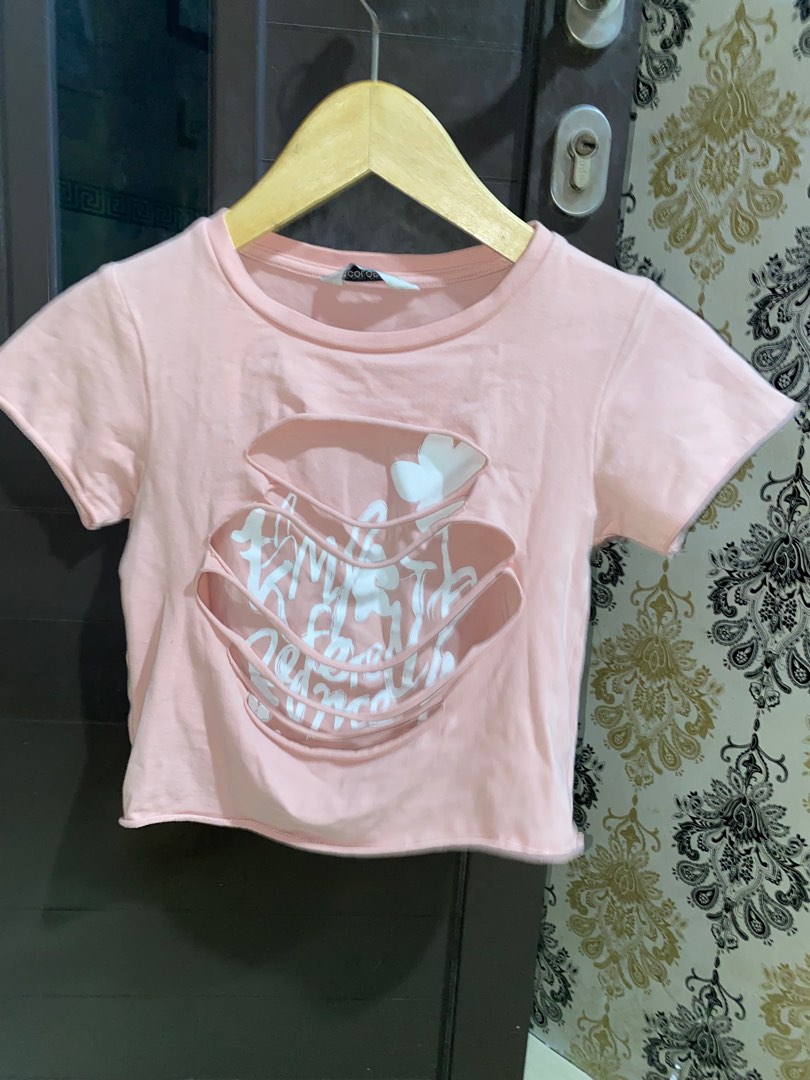 Crop Top colorbox, Fesyen Wanita, Pakaian Wanita, Atasan di Carousell