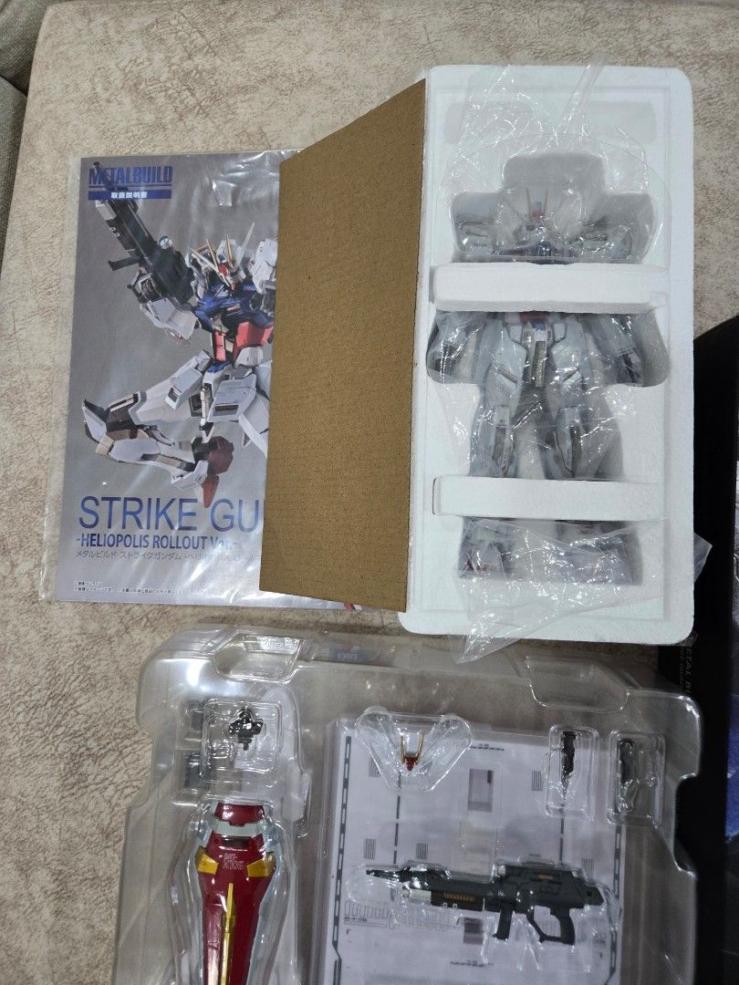 Gundam Metalbuild strike - HELIOPOLIS Rollout ver, Hobbies & Toys ...