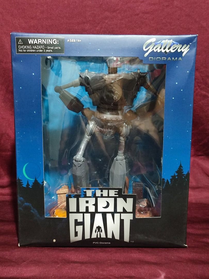 IRON GIANT, sealed - DIAMOND SELECT Toys Gallery Diorama PVC Statue ...