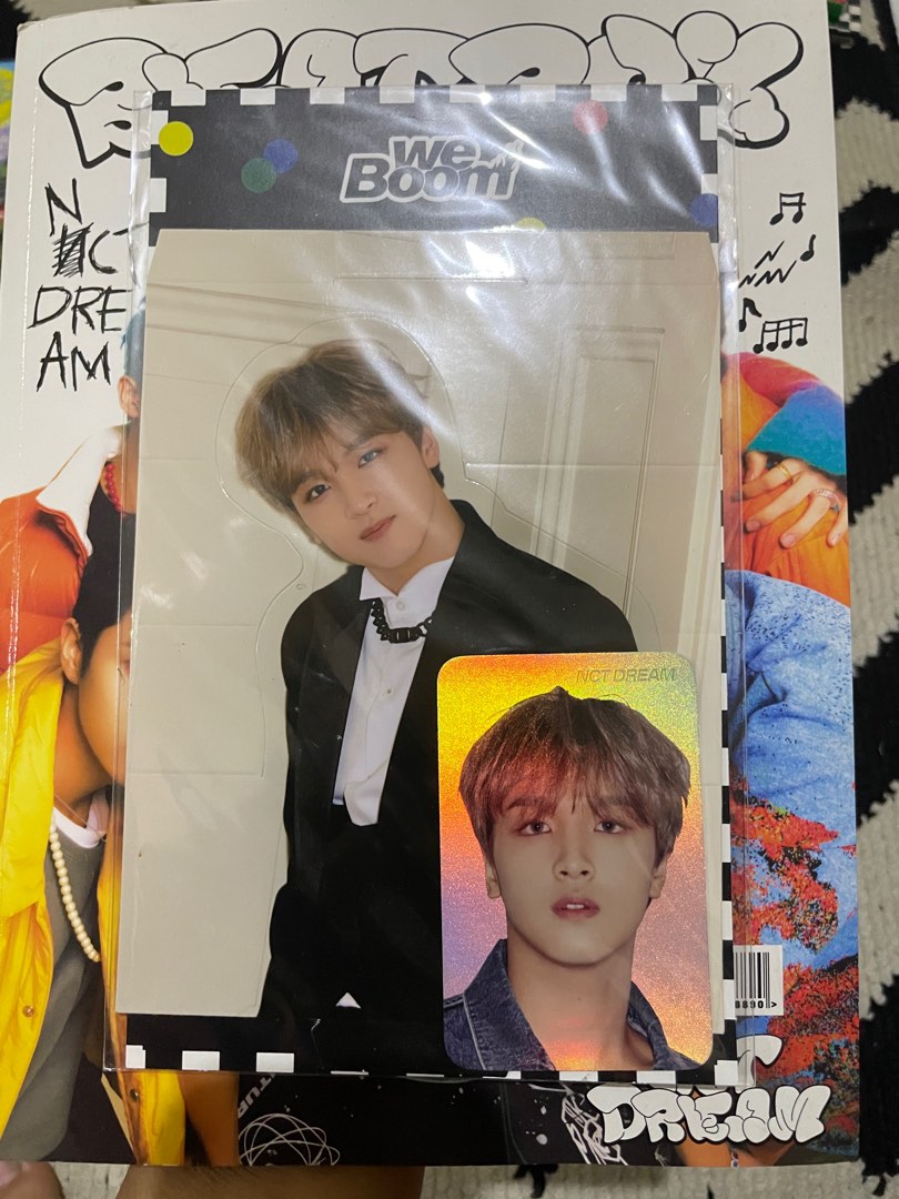 PC Haechan Holo We Boom, K-Wave di Carousell