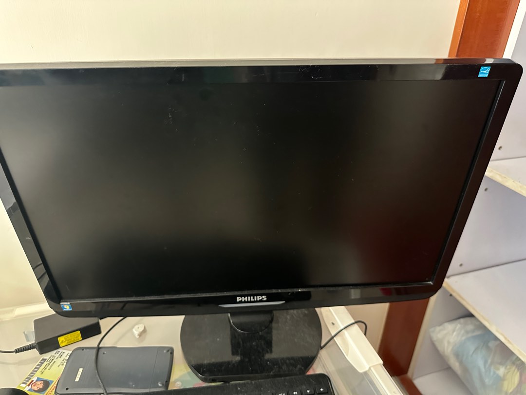 23 inch Philips Monitor 231E1 MWE1230F 23吋, 電腦＆科技, 電腦周邊及配件, 電子屏幕 ...