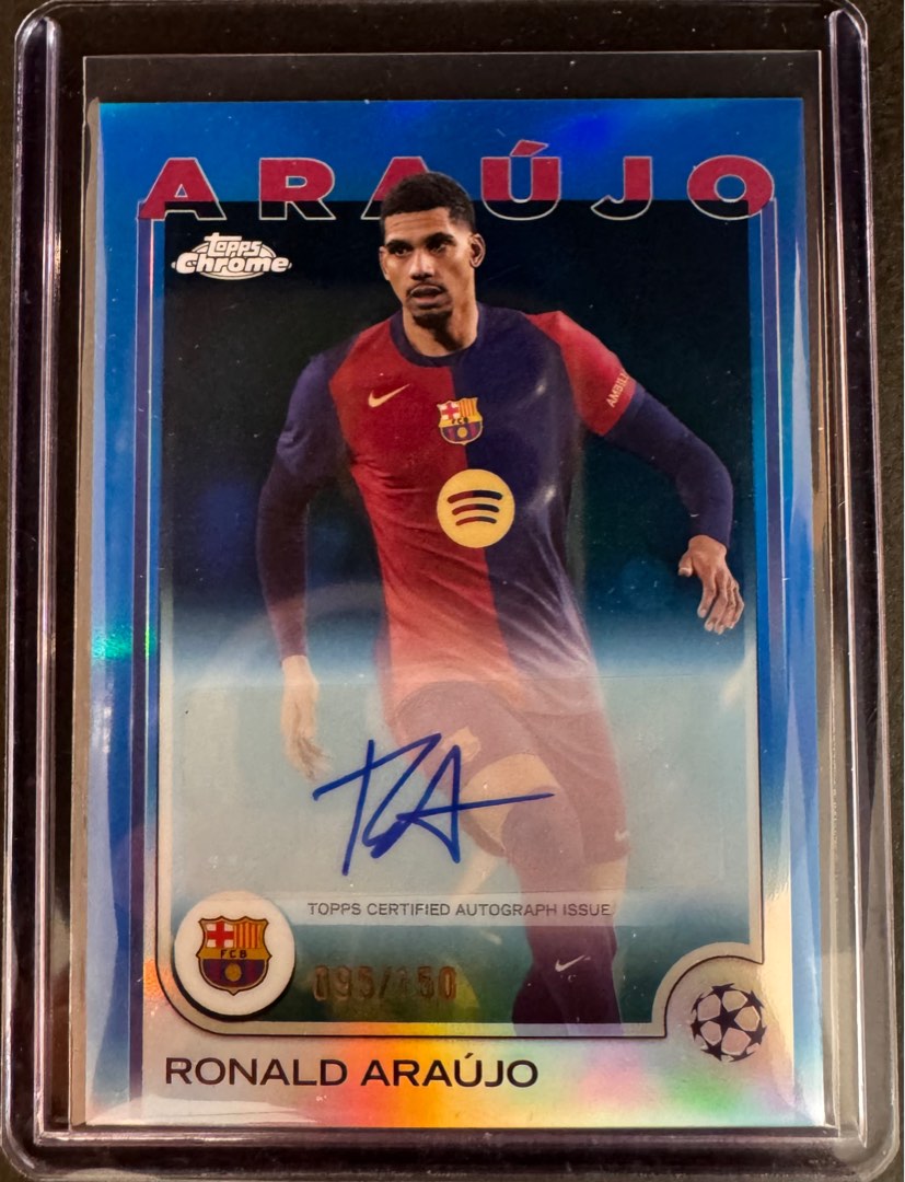 Ronald Araujo / FC Barcelona Autograph Card #/150 - 2024-25 Topps ...
