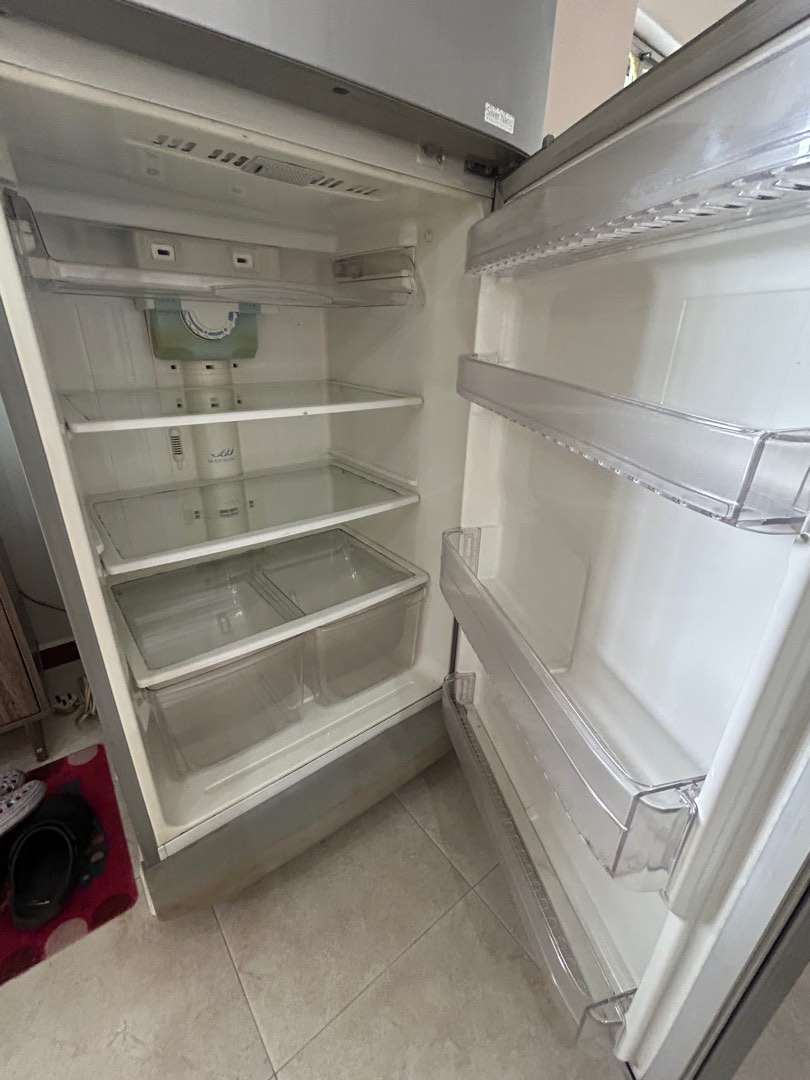 Samsung RTS2EAMS Refrigerator - Silver, TV & Home Appliances, Kitchen ...