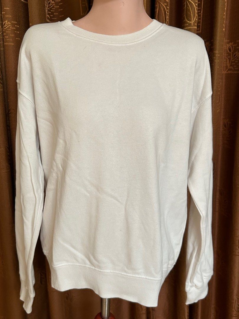 Sweater Cewe Putih Polos, Fesyen Wanita, Pakaian Wanita, Atasan di ...