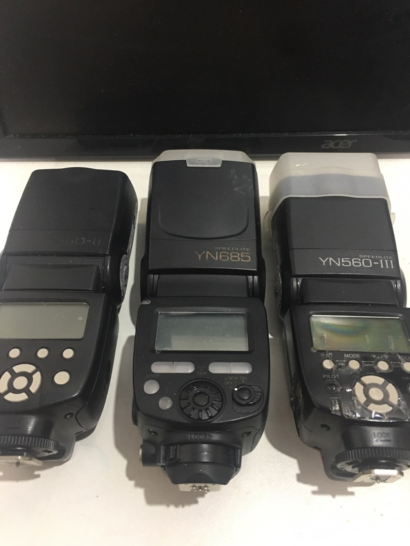 Yongnuo DSLR Camera Flashes, Photography, Photography Accessories, Flashes on Carousell
