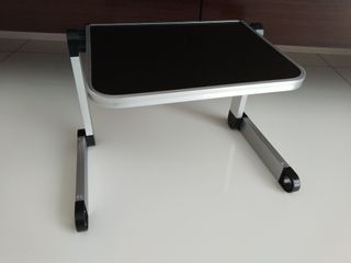 Meja lipat bekas Dijual | Carousell Indonesia