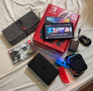 Nintendo Switch Oled + Memory Card, Video Gaming, Video Game Consoles ...