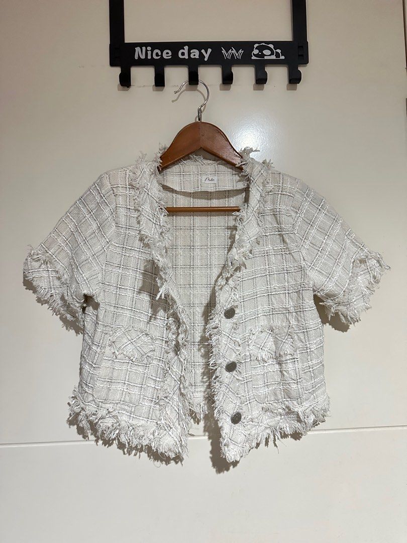 Outer tweed Melca, Fesyen Wanita, Pakaian Wanita, Baju Luaran di Carousell