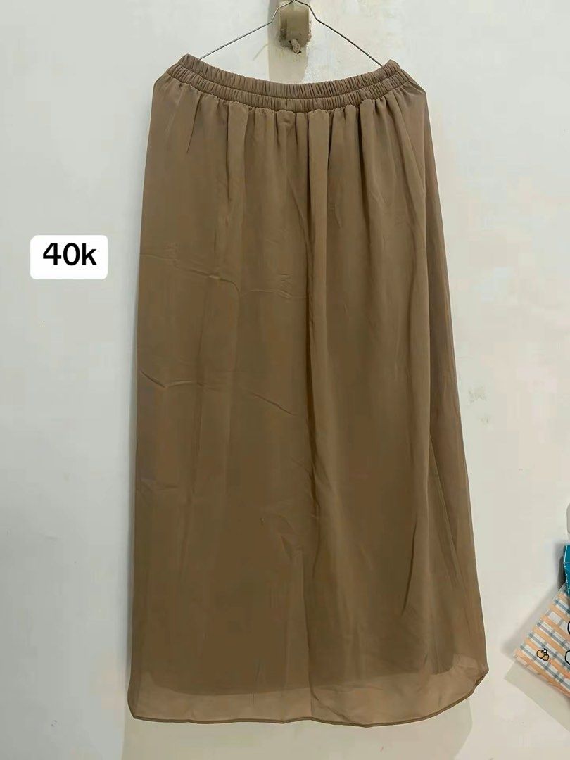Rok Coklat, Fesyen Wanita, Pakaian Wanita, Gaun & Rok di Carousell
