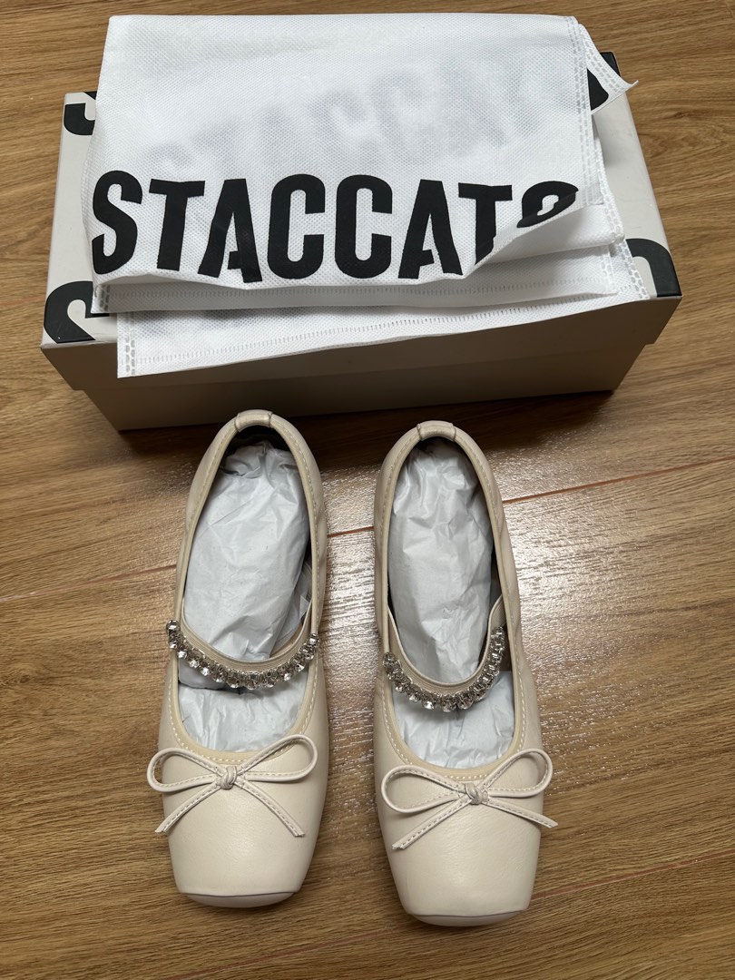 Staccato flat shoes ballerina / white light, Fesyen Wanita, Sepatu di ...