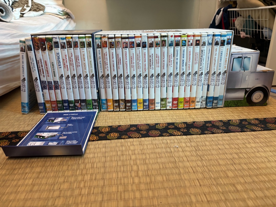 “C’est pas sorcier” camion + remorque, serie DVD, 興趣及遊戲, 音樂、樂器 & 配件, 音樂 ...