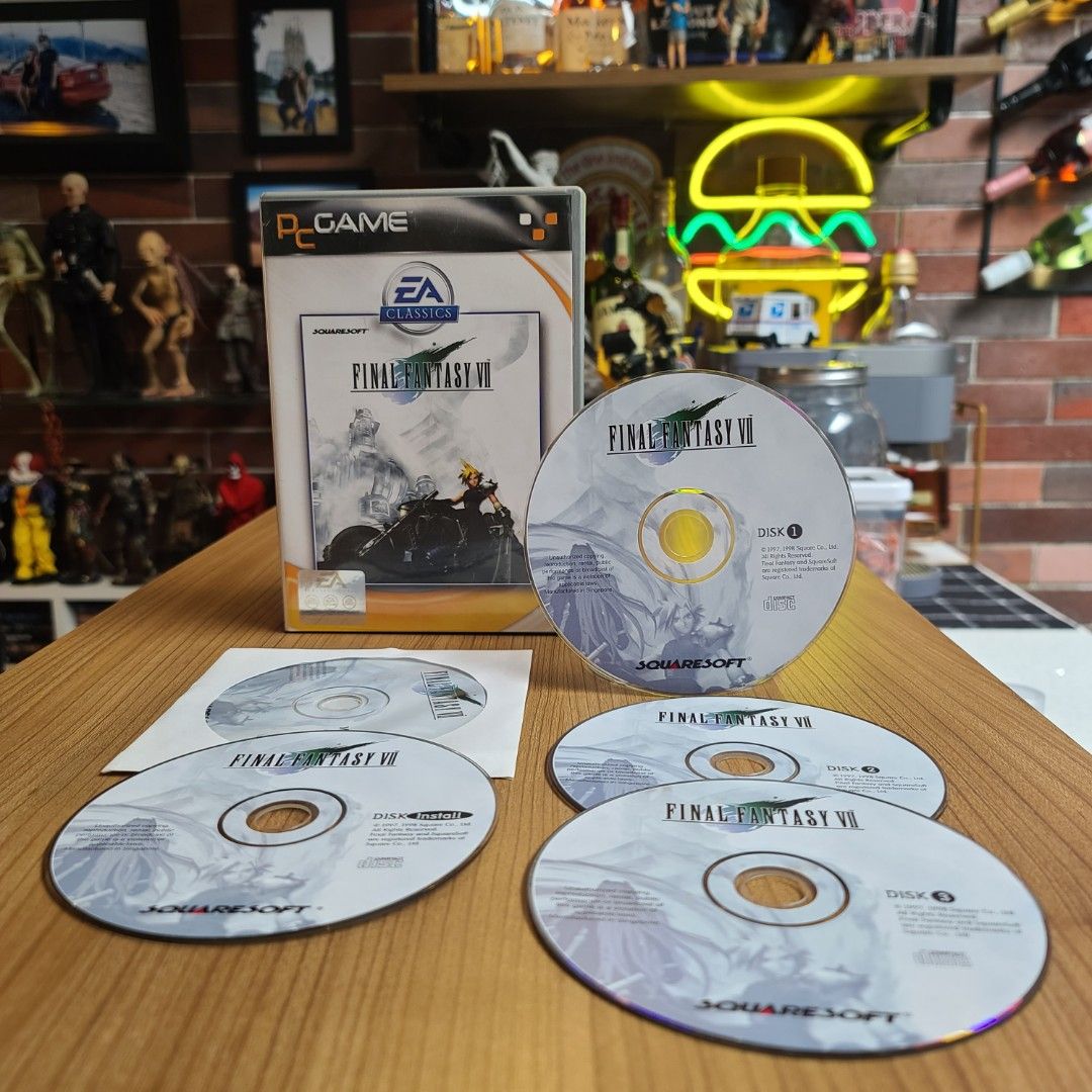 Final Fantasy VII EA Classics [PC, 5 Disc Set] Pre-owned, Video Gaming ...