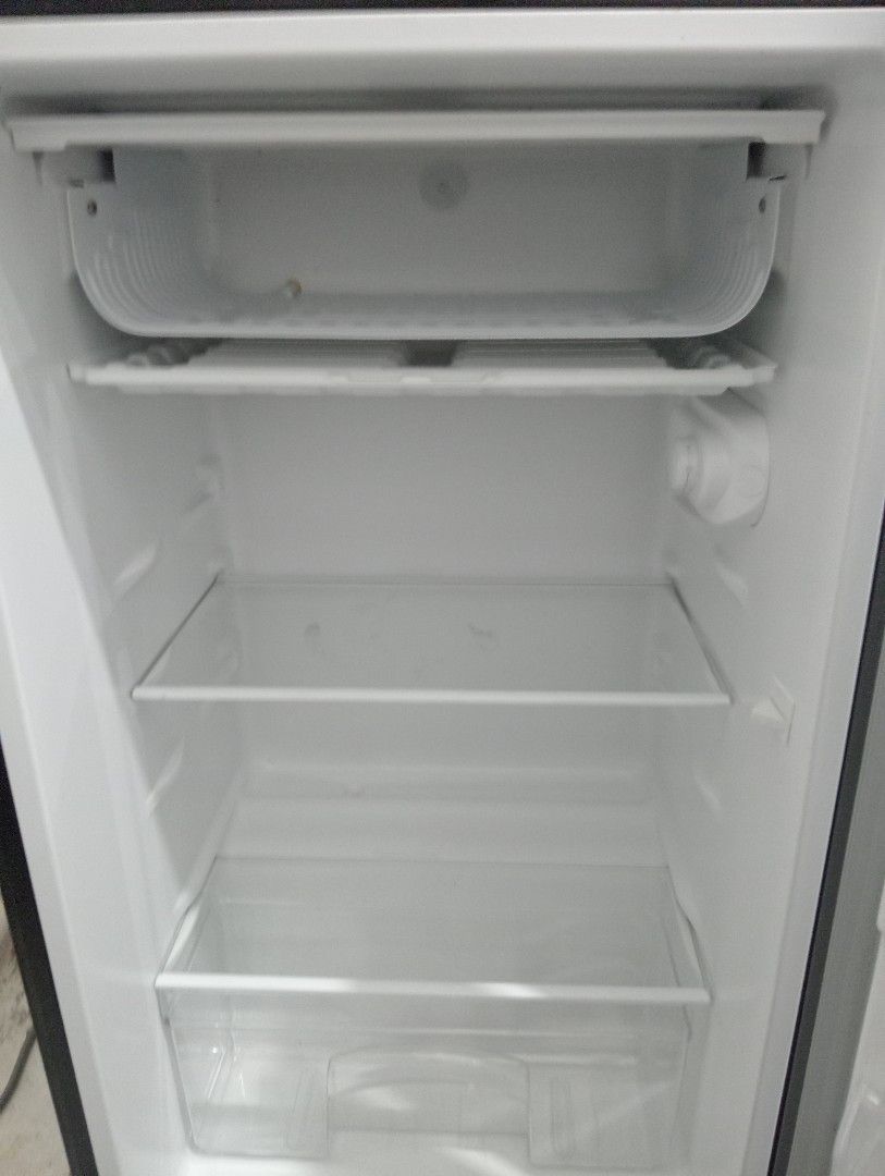Kulkas 1 pintu merek GEA, Elektronik, Lainnya di Carousell