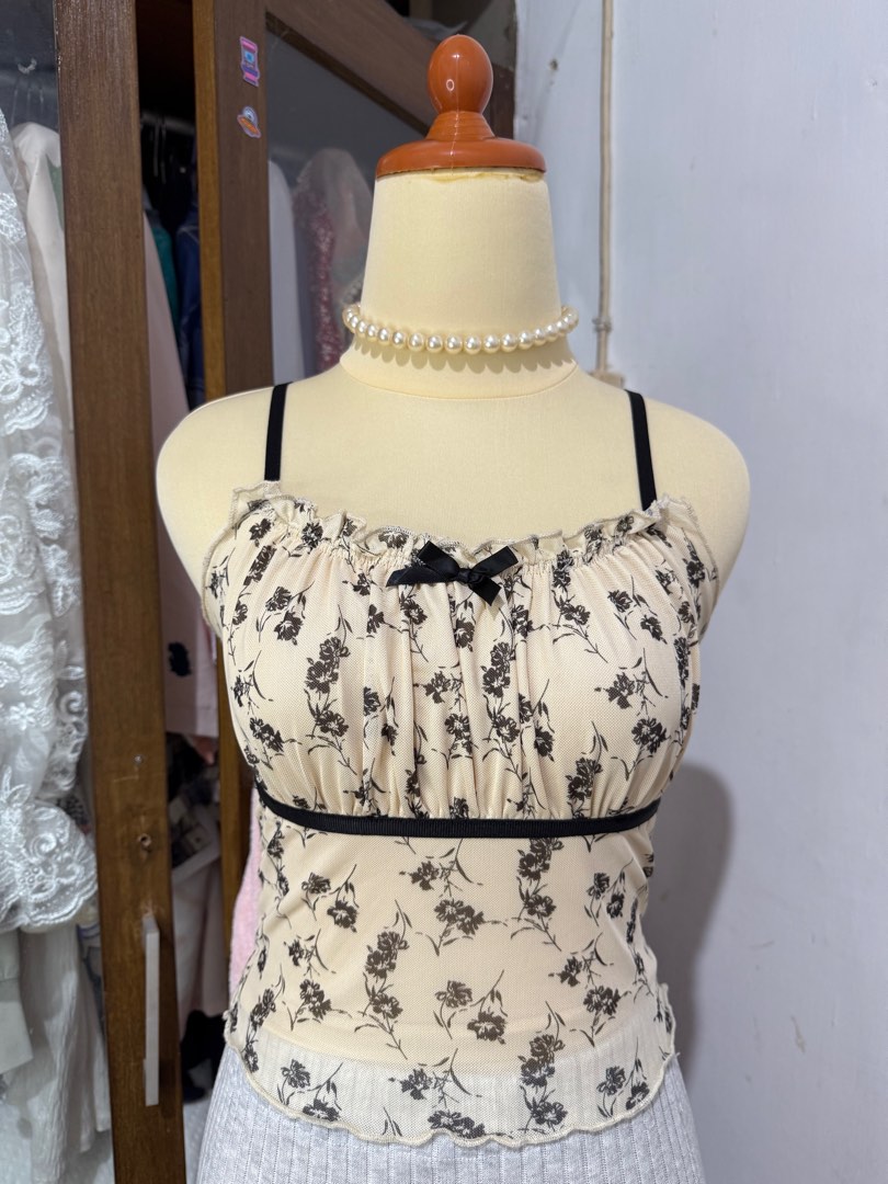New shein tank top classic flower cream coquette black bow, Fesyen ...
