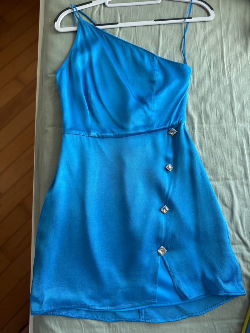 SAU LEE Halle Dress in Azure, 女裝, 連身裙 & 套裝, 連身裙 - Carousell