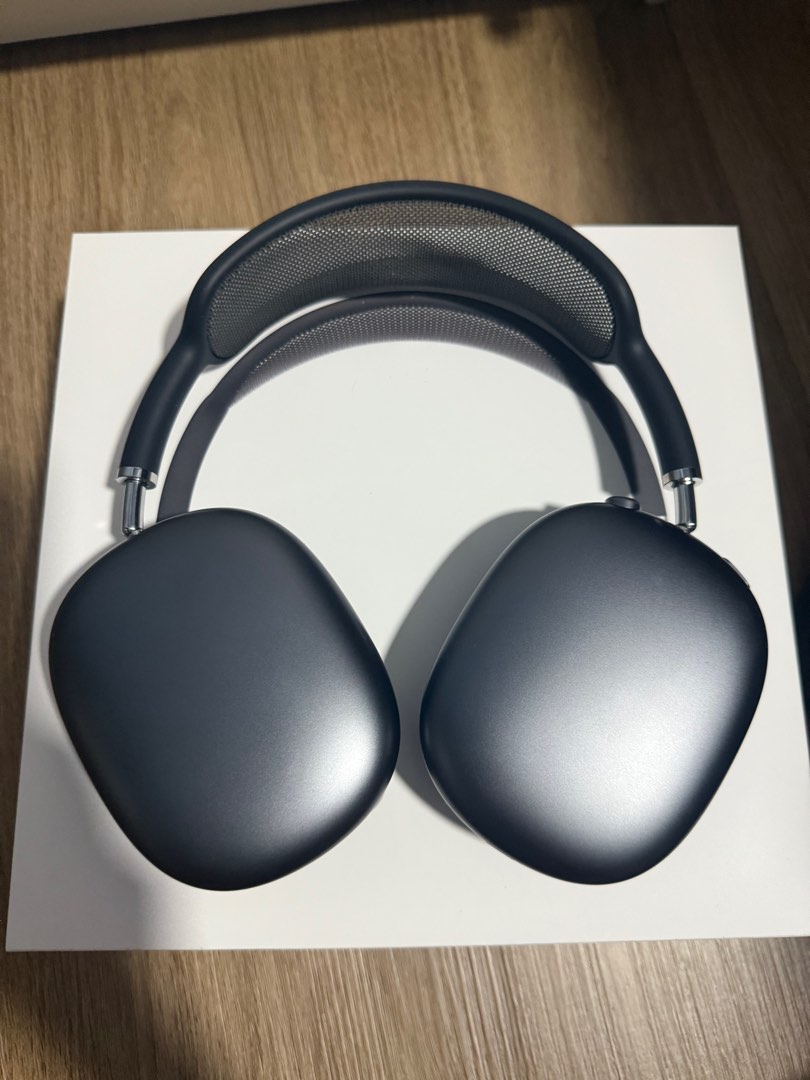 Apple AirPods Max - Space Grey - Like New, Audio, Headphones & Headsets ...