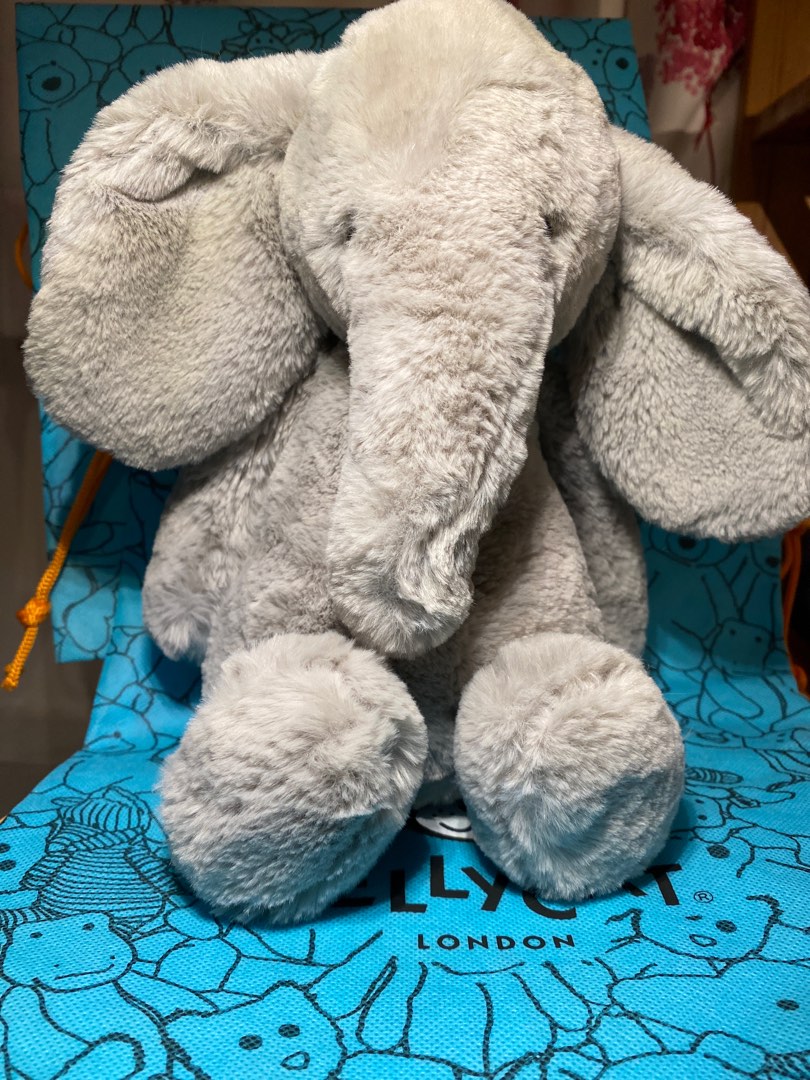 Jellycat original bashful Luxe Elephant Thaddeus, 兒童＆孕婦用品, 嬰兒玩具 - Carousell