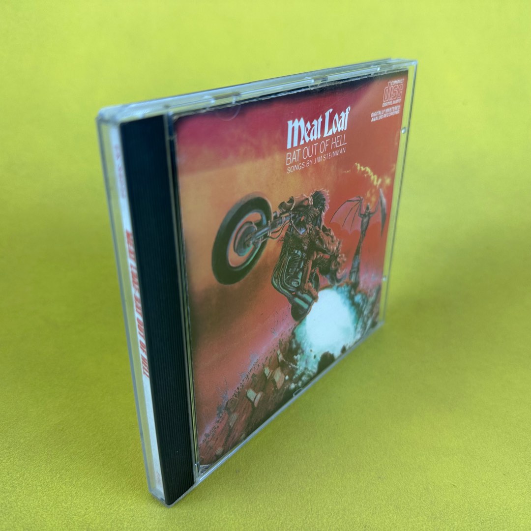 Meat Loaf Bat Out Of Hell 1977 CD, Hobbies & Toys, Music & Media, CDs ...