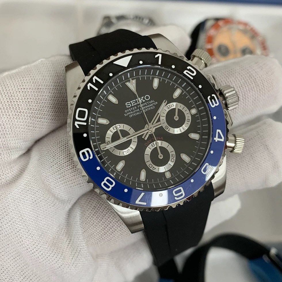 Seiko mod hybrid Daytona Batman style, Men's Fashion, Watches ...