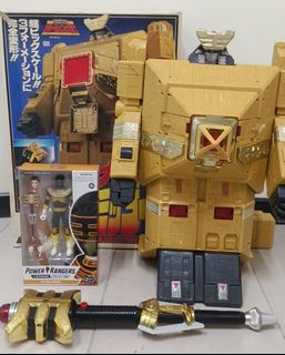 Set of Hasbro Lightning Zeo Gold Ranger + DX Golden Power Staff ...