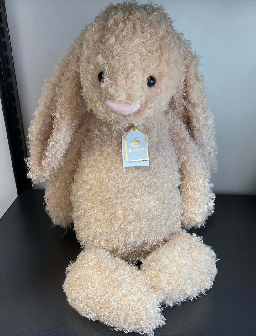 Authentic Jellycat Huge Bashful Luxe Bunny Curly 51cm, Hobbies & Toys ...