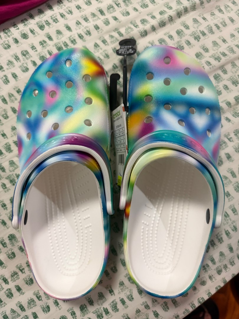 Crocs Original Classic Clogs, Men's Fashion, Footwear, Slippers ...
