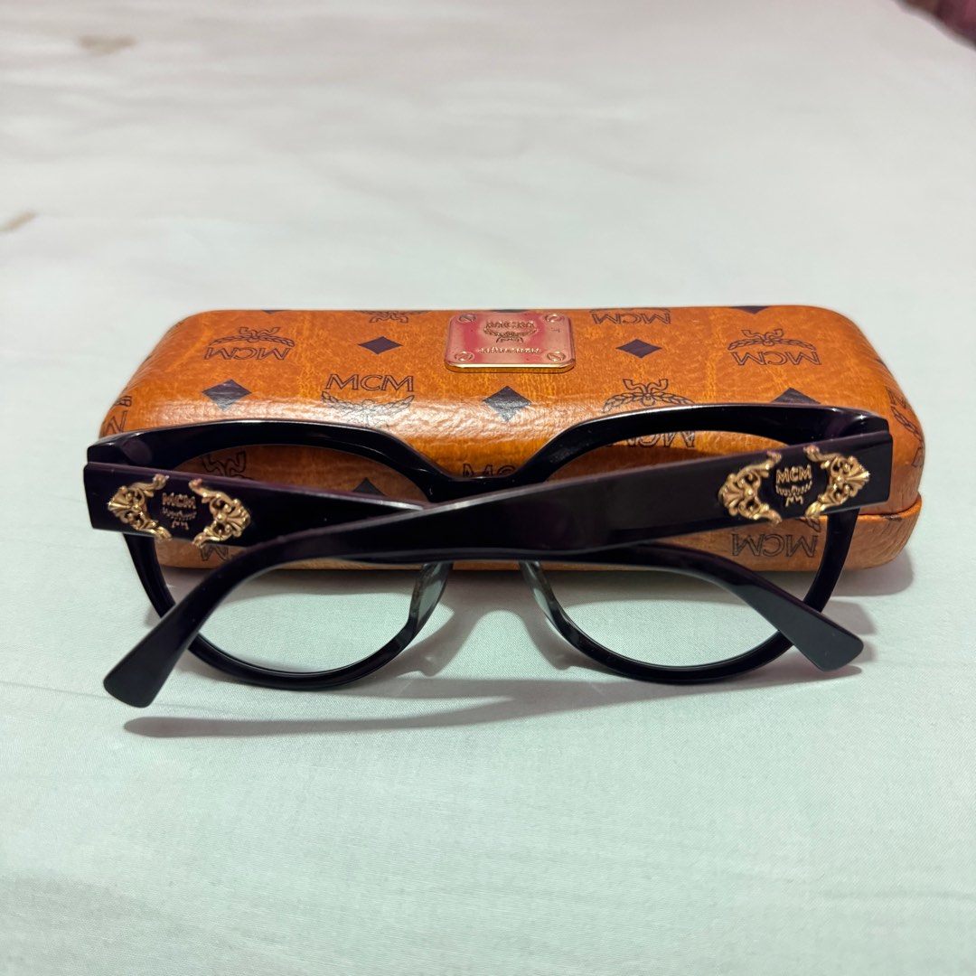 KACAMATA MCM ORIGINAL MELAWAI, Barang Mewah, Aksesoris di Carousell