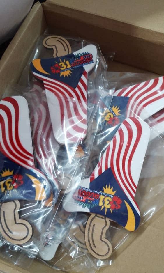 Keris Kayu Corak Merdeka, Hobbies & Toys, Stationery & Craft, Craft ...