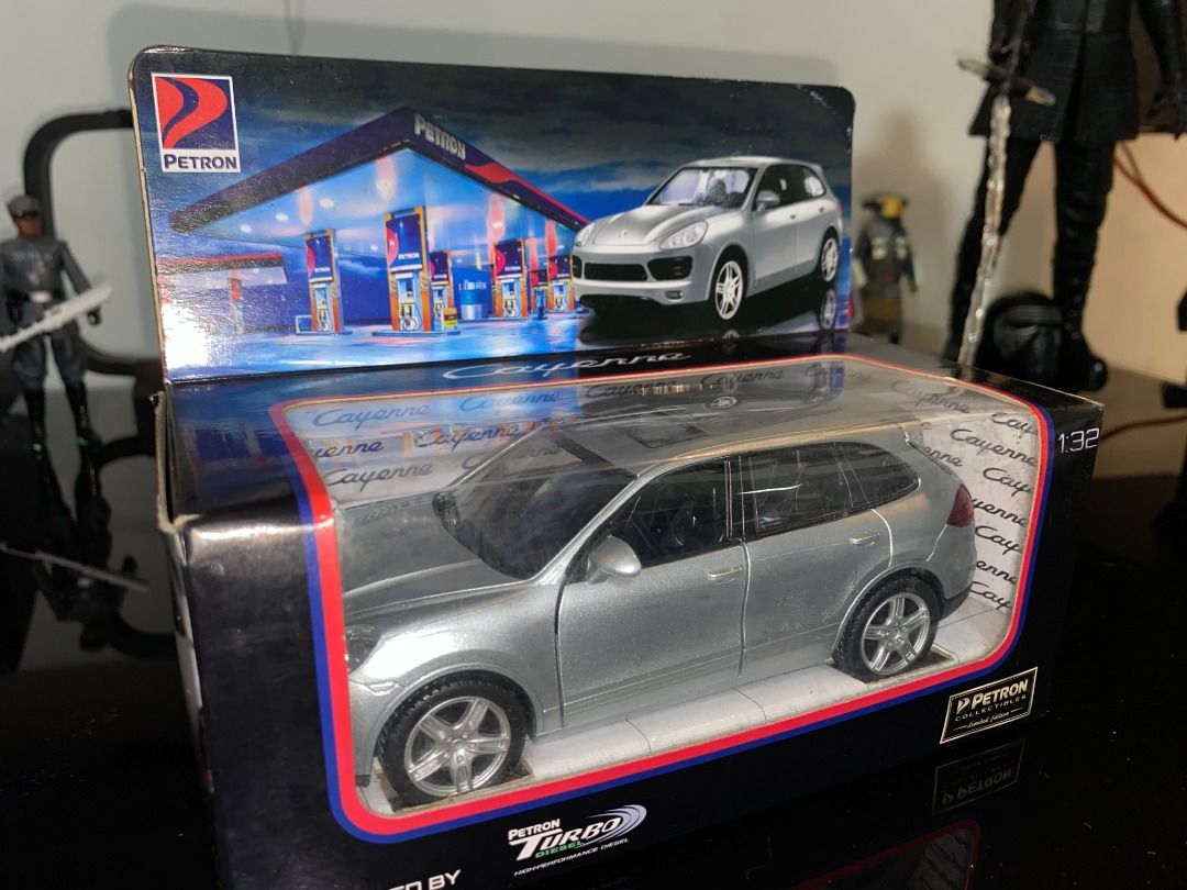Petron Cayenne S Turbo Diesel Collectible Toy Car (1:32 Scale), Hobbies ...
