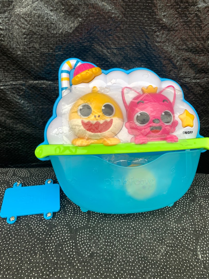 Pinkfong Baby Shark Melody Bubble Toy, Hobbies & Toys, Toys & Games on ...