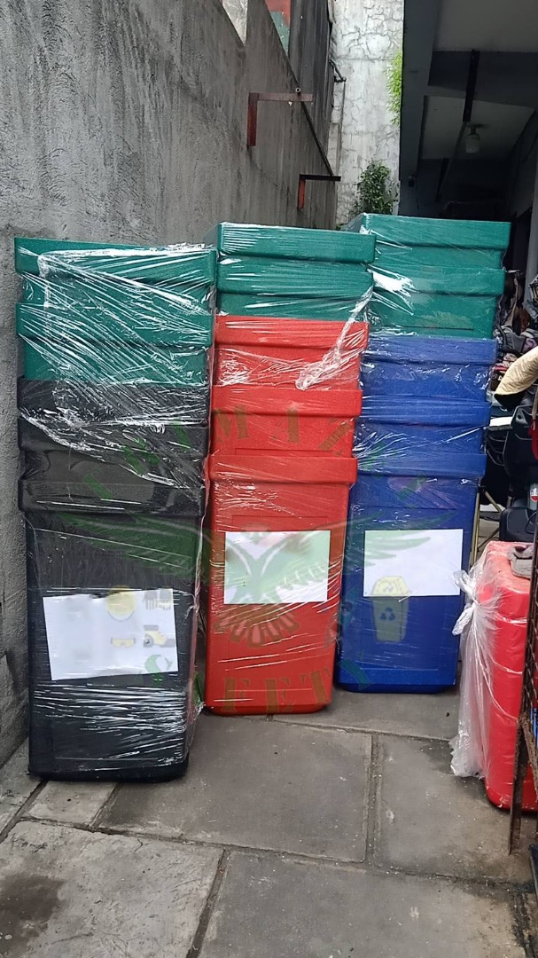 ROLLER KING TRASHBIN/ ROLLER TRASHBIN/ DUST TRASHBIN/ TROLLING TRASHBIN ...
