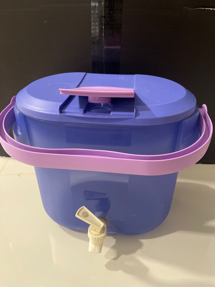 Tupperware Water Dispenser, TV & Home Appliances, Kitchen Appliances ...