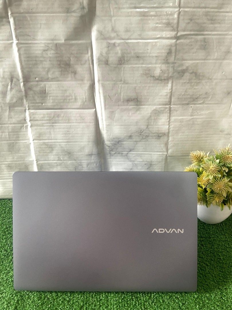 ADVAN WORKPRO LITE CORE I5 GEN 10 LIKE NEW (MASIH SEGEL), Elektronik ...