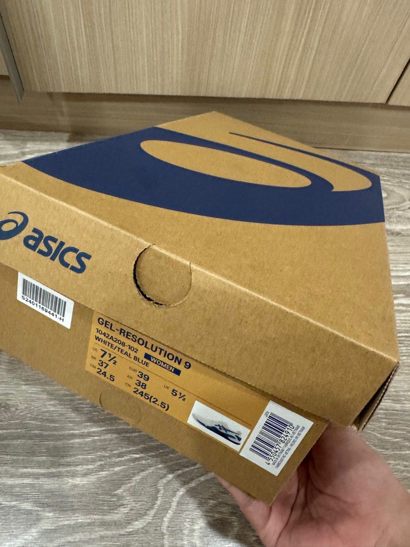 ASICS GEL RESOLUTION 9, Women's Fashion, Footwear, Sneakers on Carousell
