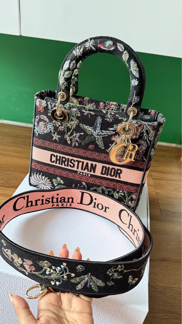 Christian Dior Medium Lady D-Lite, Fesyen Wanita, Tas & Dompet di Carousell