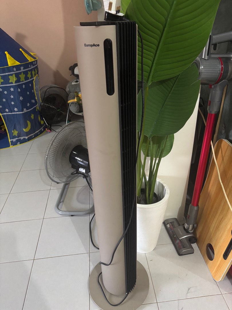 EuropAce Tower Fan, Furniture & Home Living, Lighting & Fans, Fans on ...