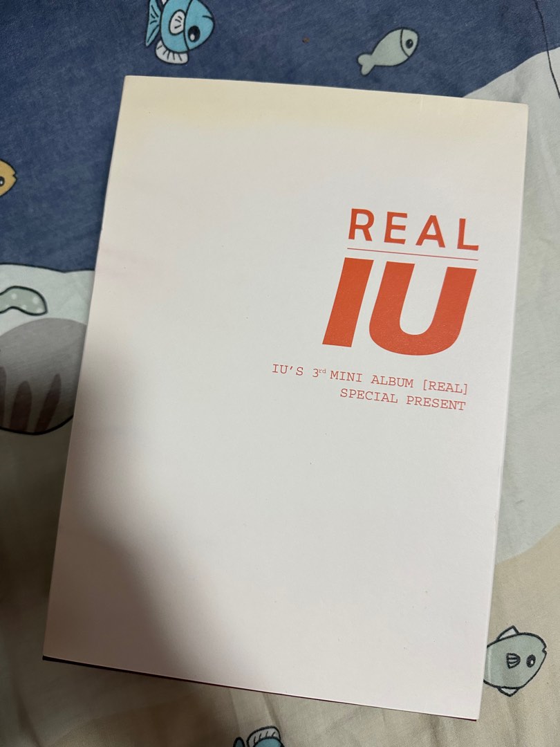 IU REAL SPECIAL,LF SPECIAL,MT SPECIAL, 興趣及遊戲, 收藏品及紀念品, 韓流 - Carousell