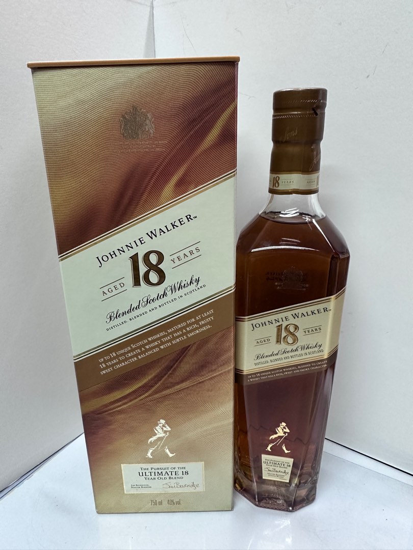 尊尼獲加（Johnnie Walker）18年調和蘇格蘭威士忌 750ml C31-4, 嘢食 & 嘢飲, 酒精飲料 - Carousell