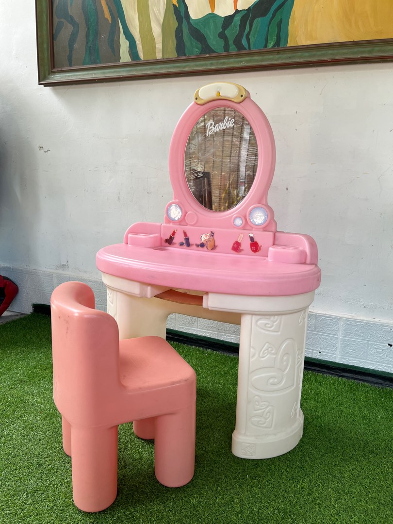 Step2 Fantasy Vanity Table Set, Hobbies & Toys, Toys & Games on Carousell