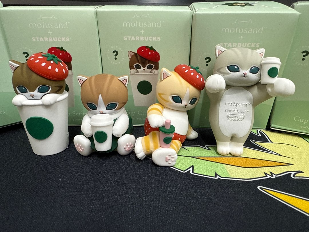 Mofusand x Starbucks Cup Clip Series Collectible Figure, Hobbies & Toys ...