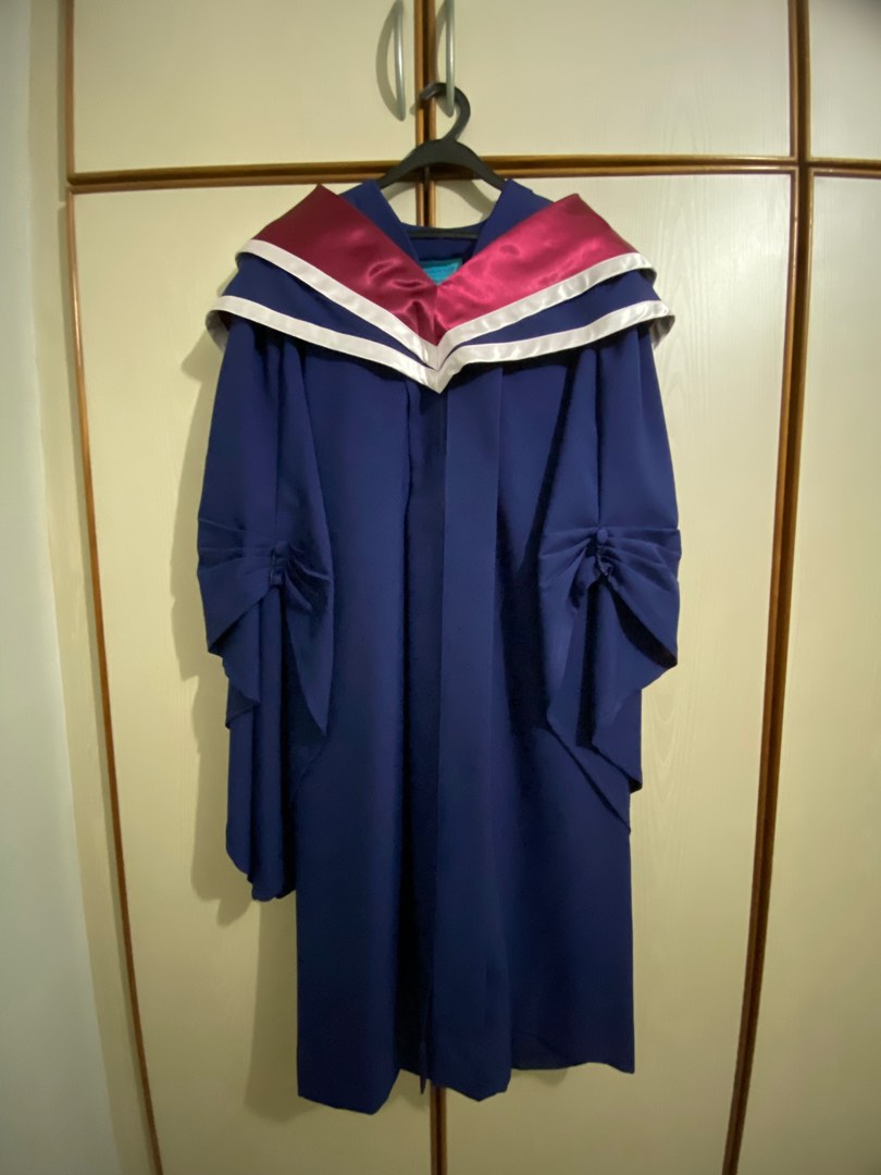 NTU School of Humanities Graduation Gown, Women's Fashion, Coats ...