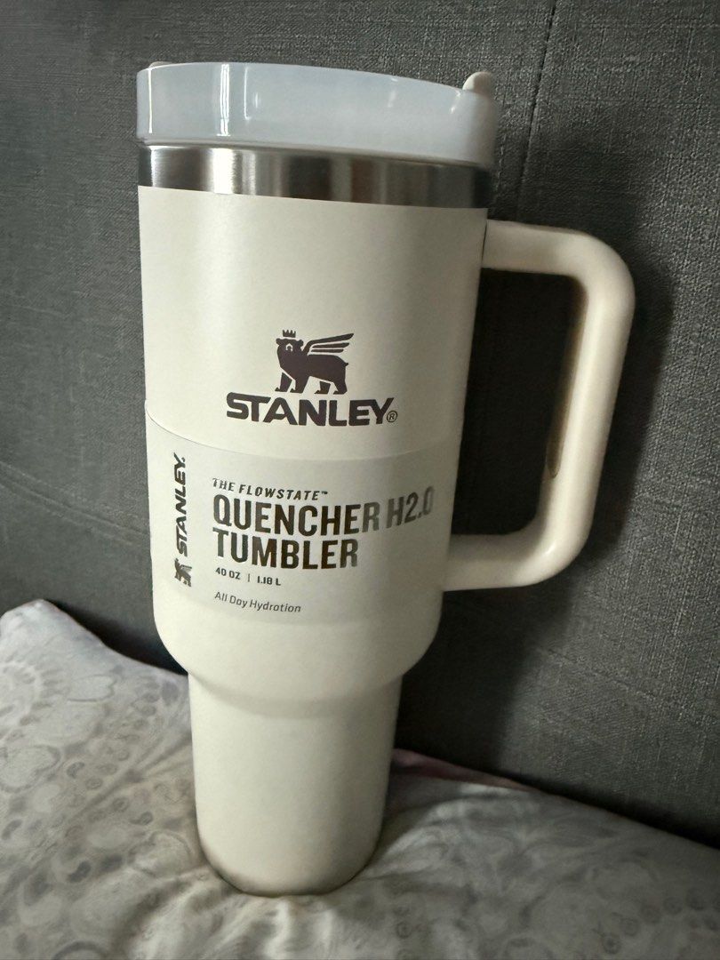 Stanley beige waterbottle 1.18l, Furniture & Home Living, Kitchenware ...