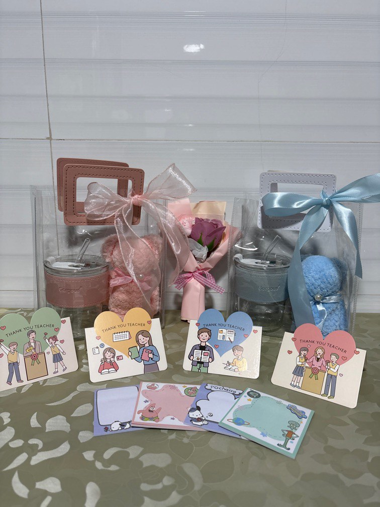 [INSTOCK] Pink / Blue Teacher’s day gift sets 2025, Hobbies & Toys ...
