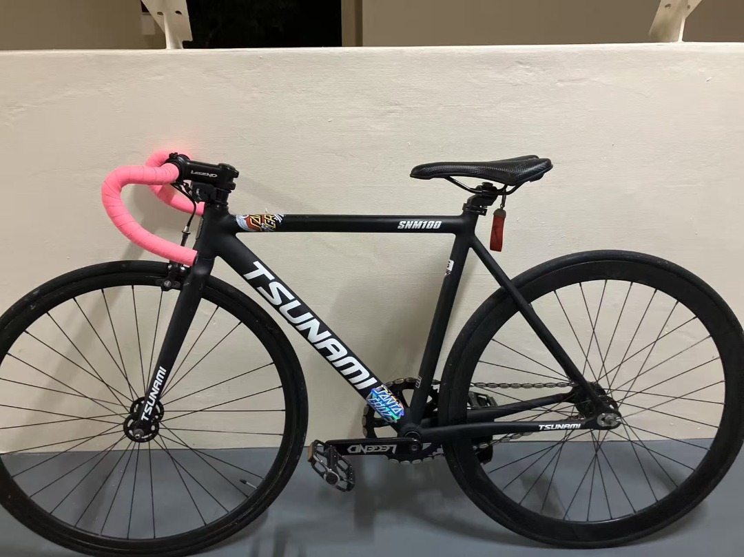 Tsunami SUM100 Fixed Gear Bike, Sports Equipment, Bicycles & Parts, Bicycles on Carousell