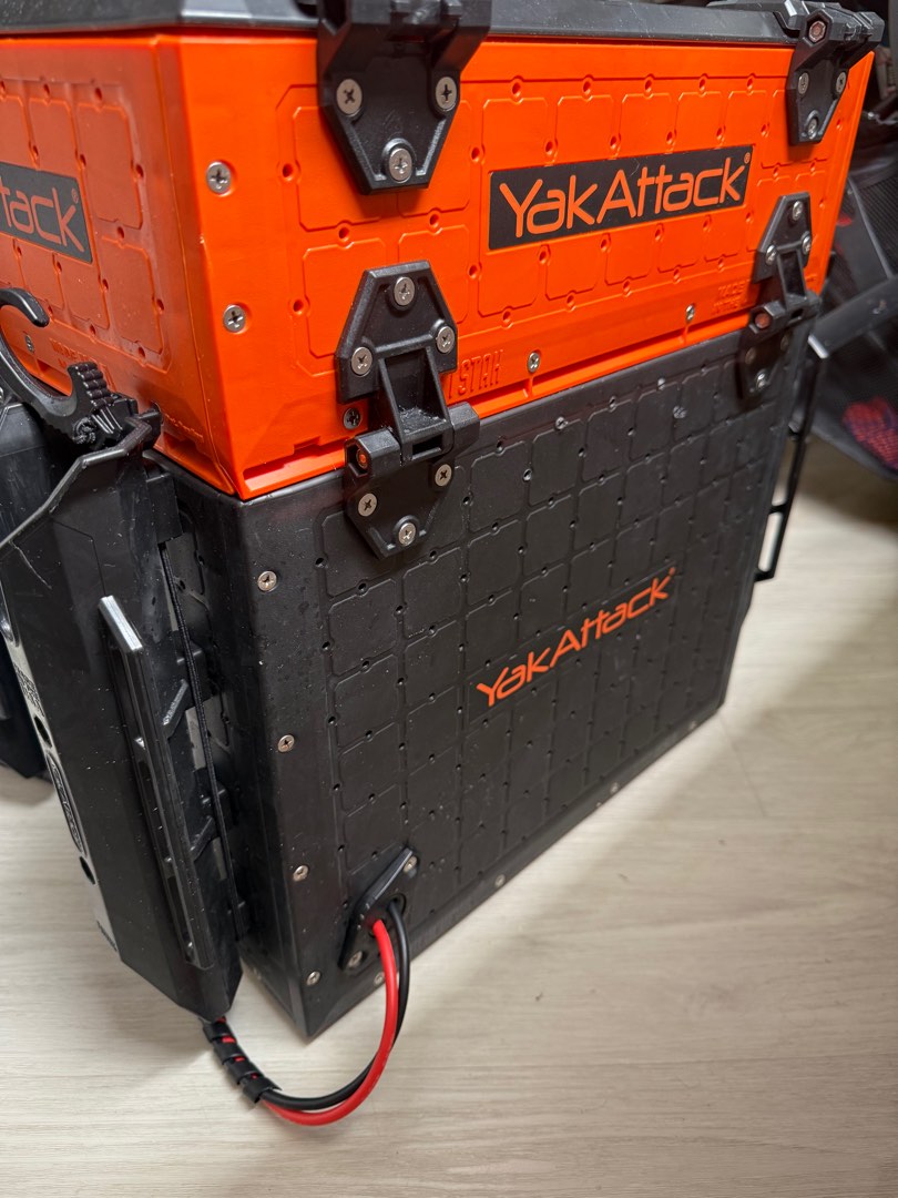 Yak attack blackpak pro 13” x 16”, Sports Equipment, Fishing on Carousell