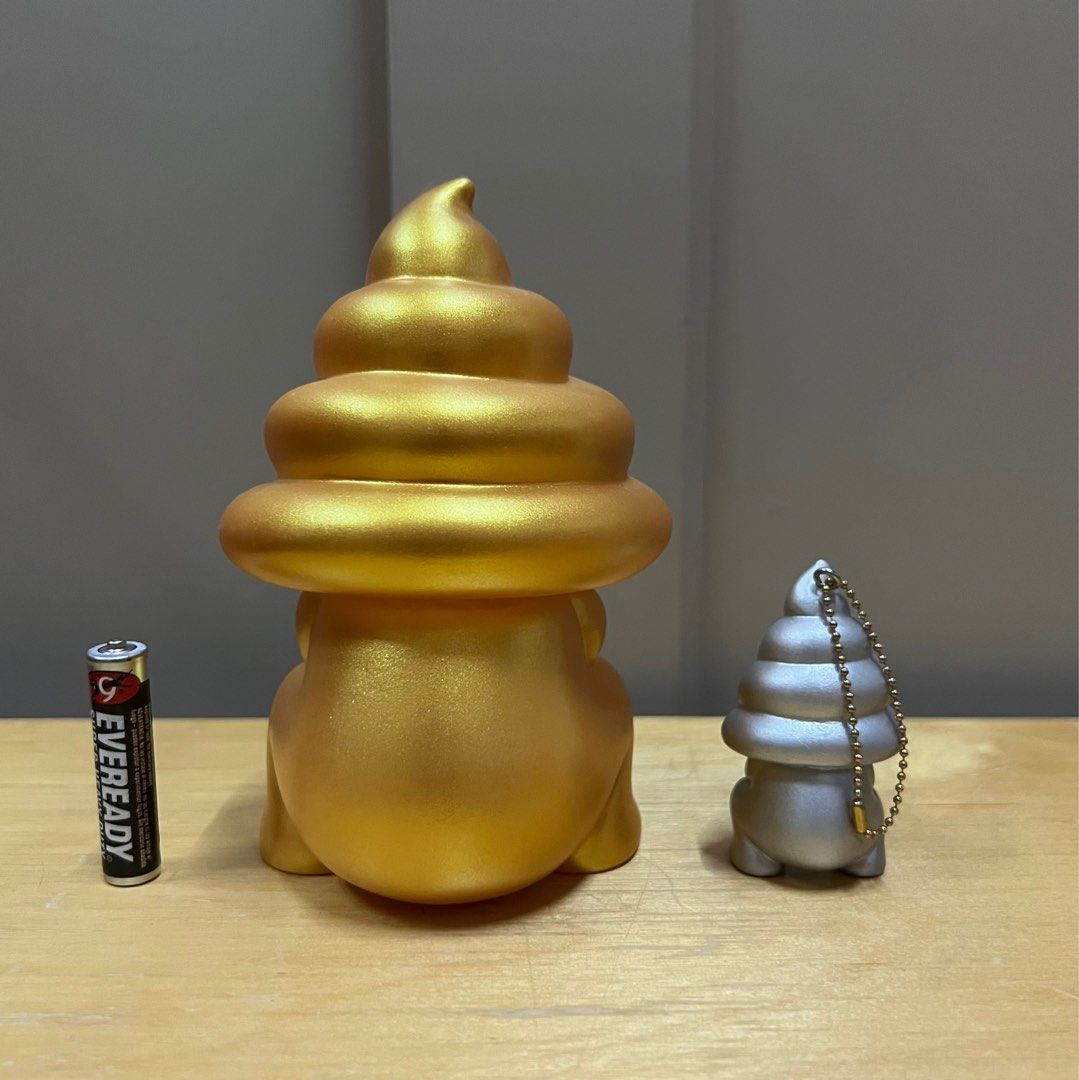 💩 Poop Man Unchi Kun Sofubi Soft Vinyl Mascot Squatting Metallic Golden ...