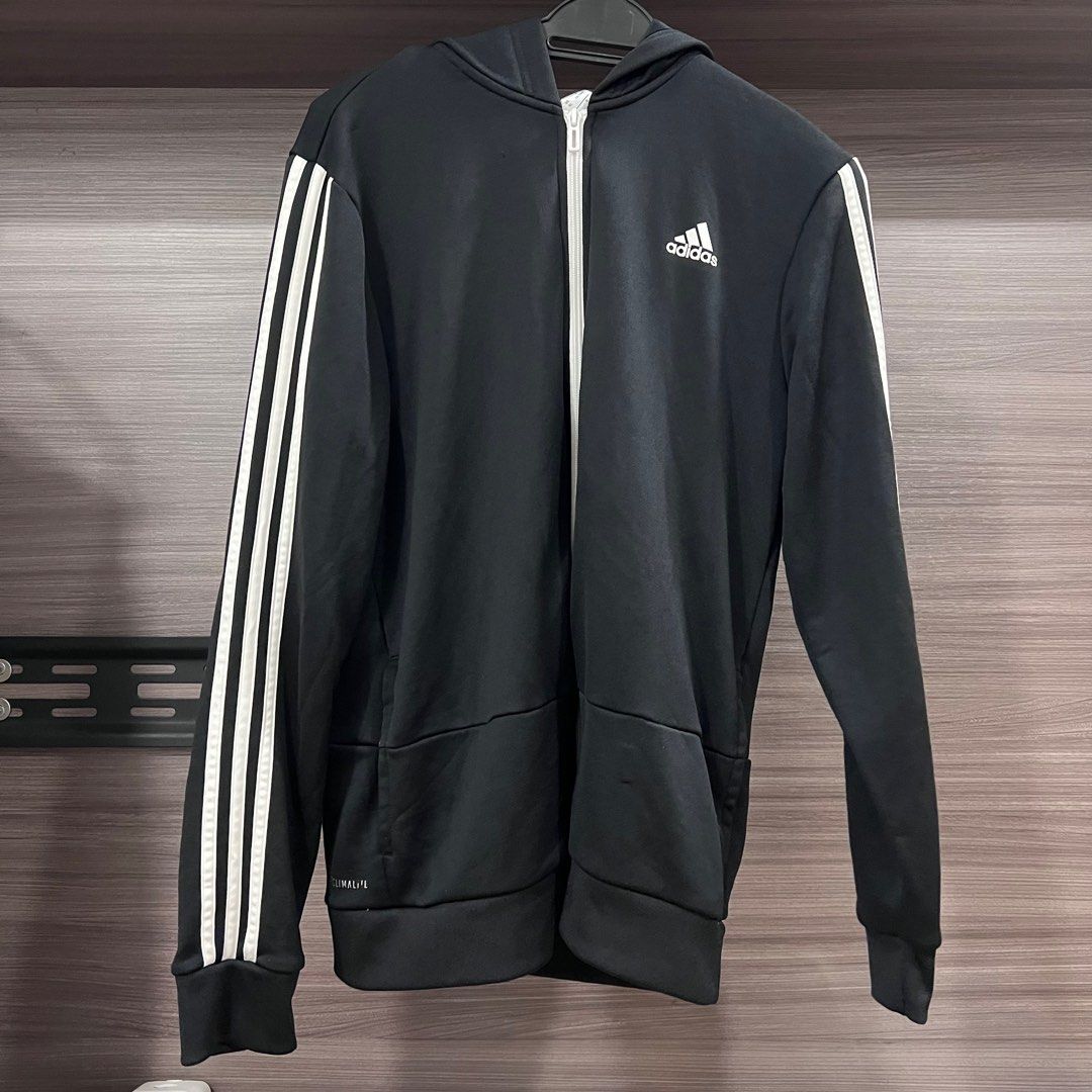 adidas original, Women's Fashion, Coats, Jackets and Outerwear on Carousell