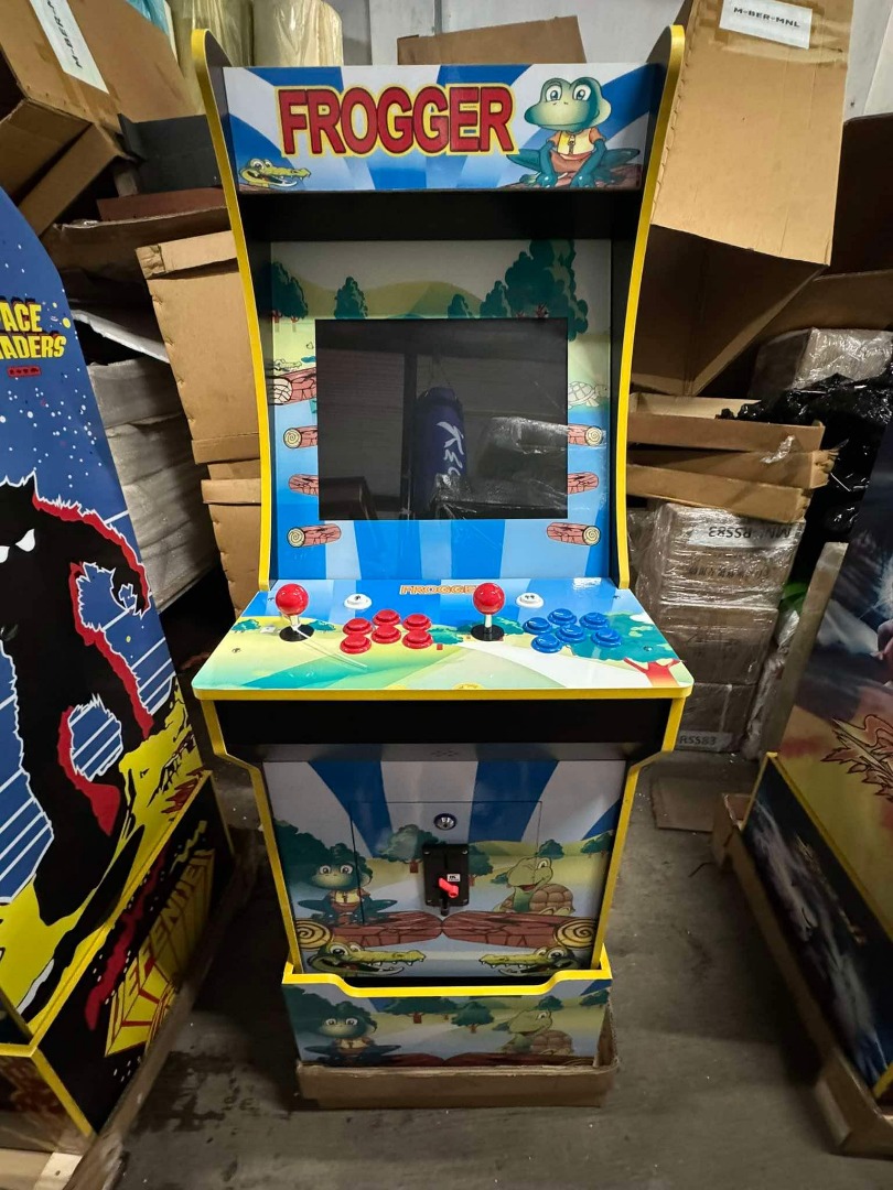FROGGER Arcade Machine (Video Game Arcade), Sports Equipment, Other ...