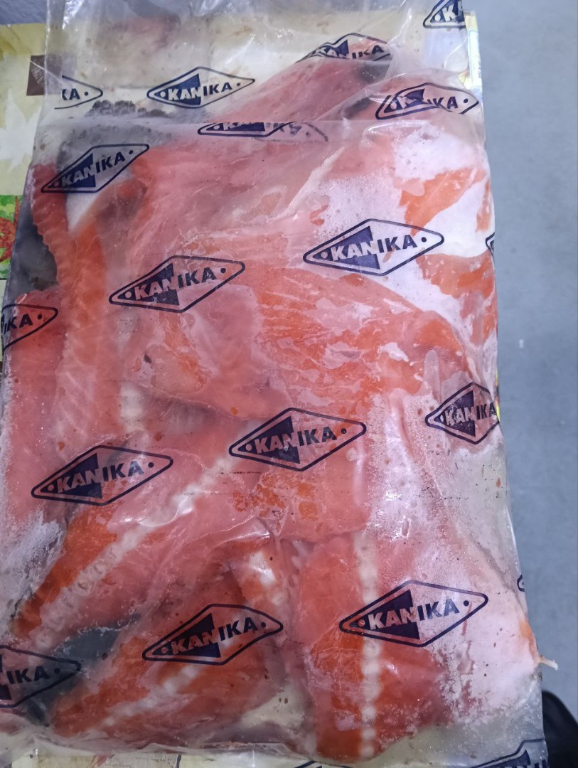 [HALAL] Norwegian Salmon Bones (Sashimi Grade, Frozen), Food & Drinks ...